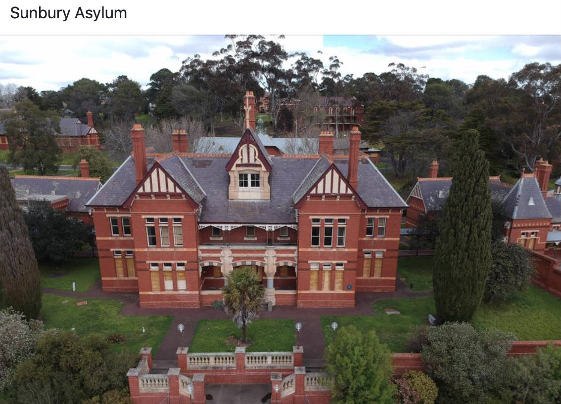 Solve Sunbury Asylum jigsaw puzzle online with 234 pieces