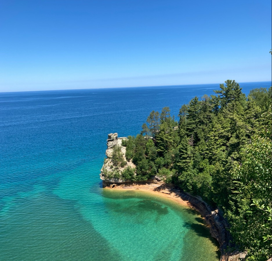 Solve Pictured Rocks National Lakeshore jigsaw puzzle online with 49 pieces