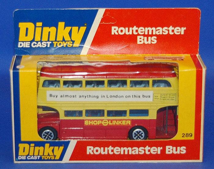 Solve DINKY TOYS - ROUTEMASTER BUS jigsaw puzzle online with 30 pieces