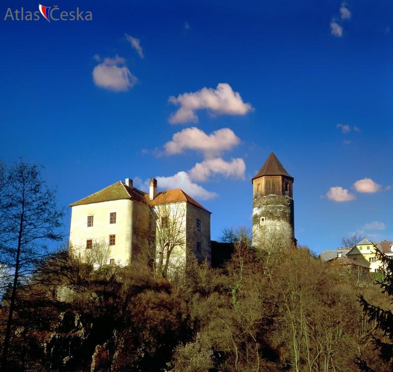 Solve Rataje nad Sázavou - hrad Pirkštejn ...... jigsaw puzzle online ...