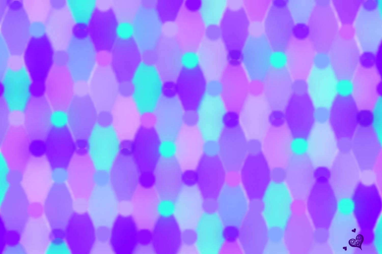 Solve Mini Diamonds & Dots 💜 jigsaw puzzle online with 96 pieces