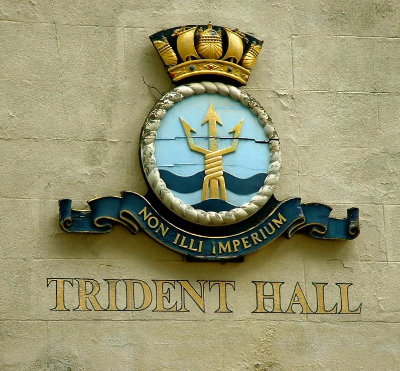Solve Trident Hall, Greenwich (London Borough) jigsaw puzzle online ...