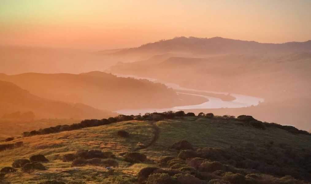 Solve amazing shot - could be a sunset or sunrise ... jigsaw puzzle ...