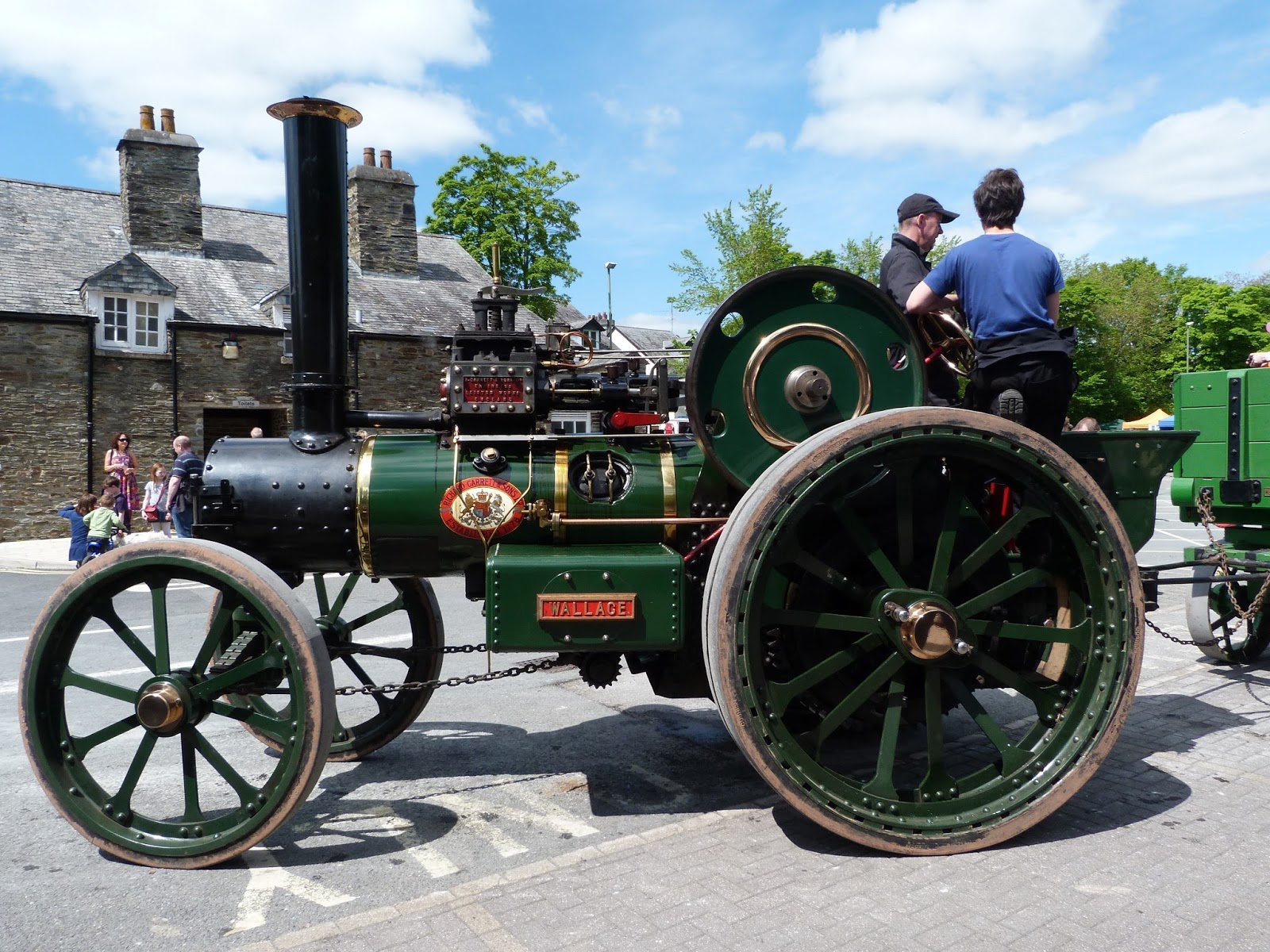 Solve Steam engine "Wallace"!!! jigsaw puzzle online with 540 pieces