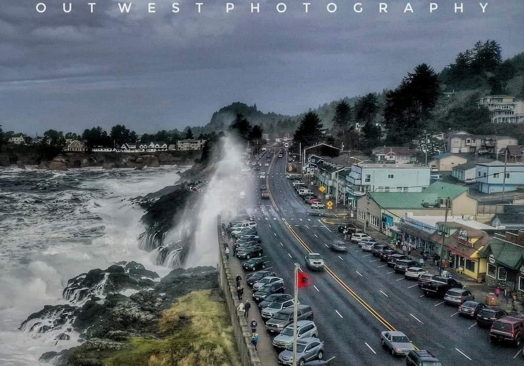 Solve Oregon jigsaw puzzle online with 176 pieces