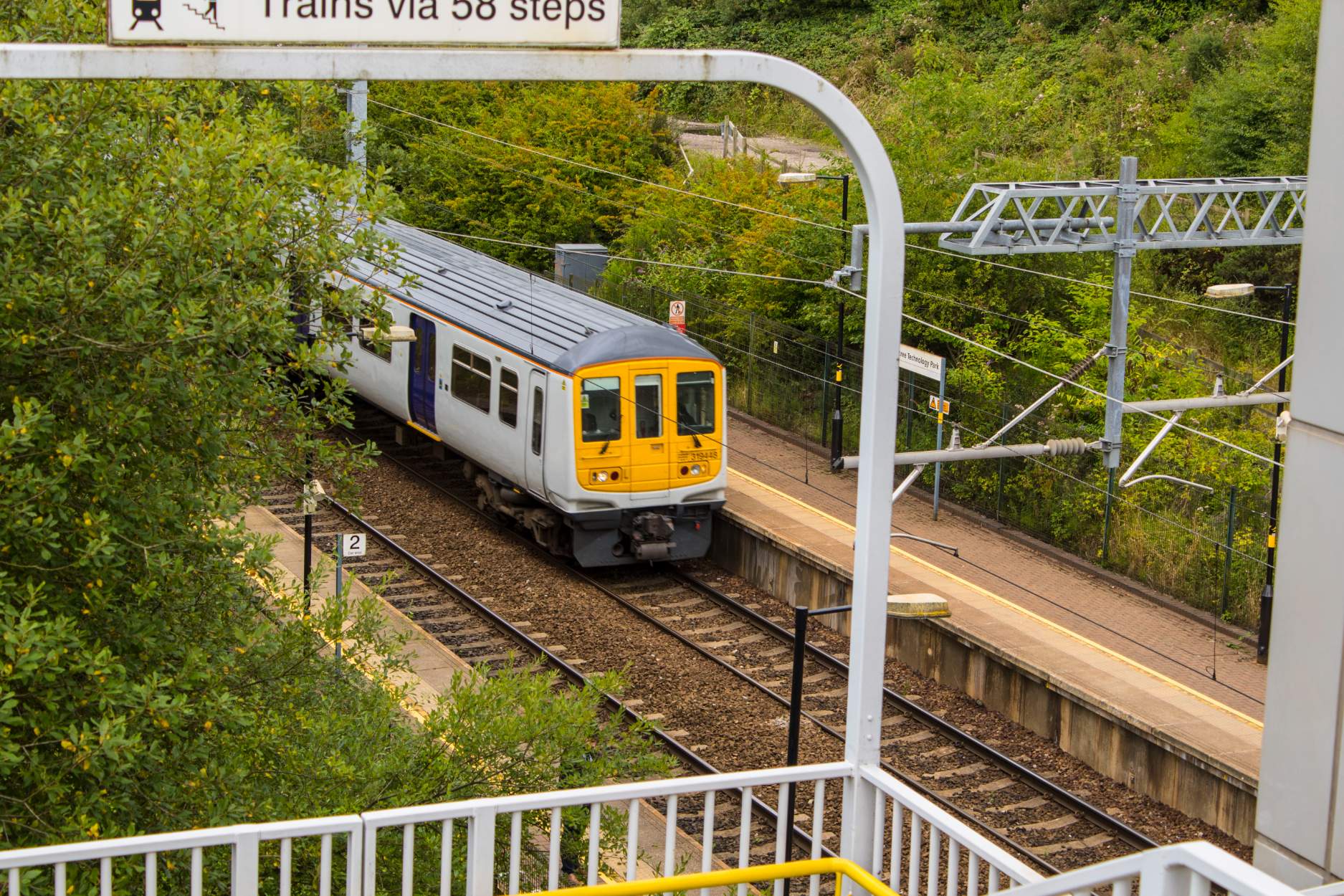 Solve merseyrail city line 08-08-2017 Wavertree Technolgy Park BR Class ...