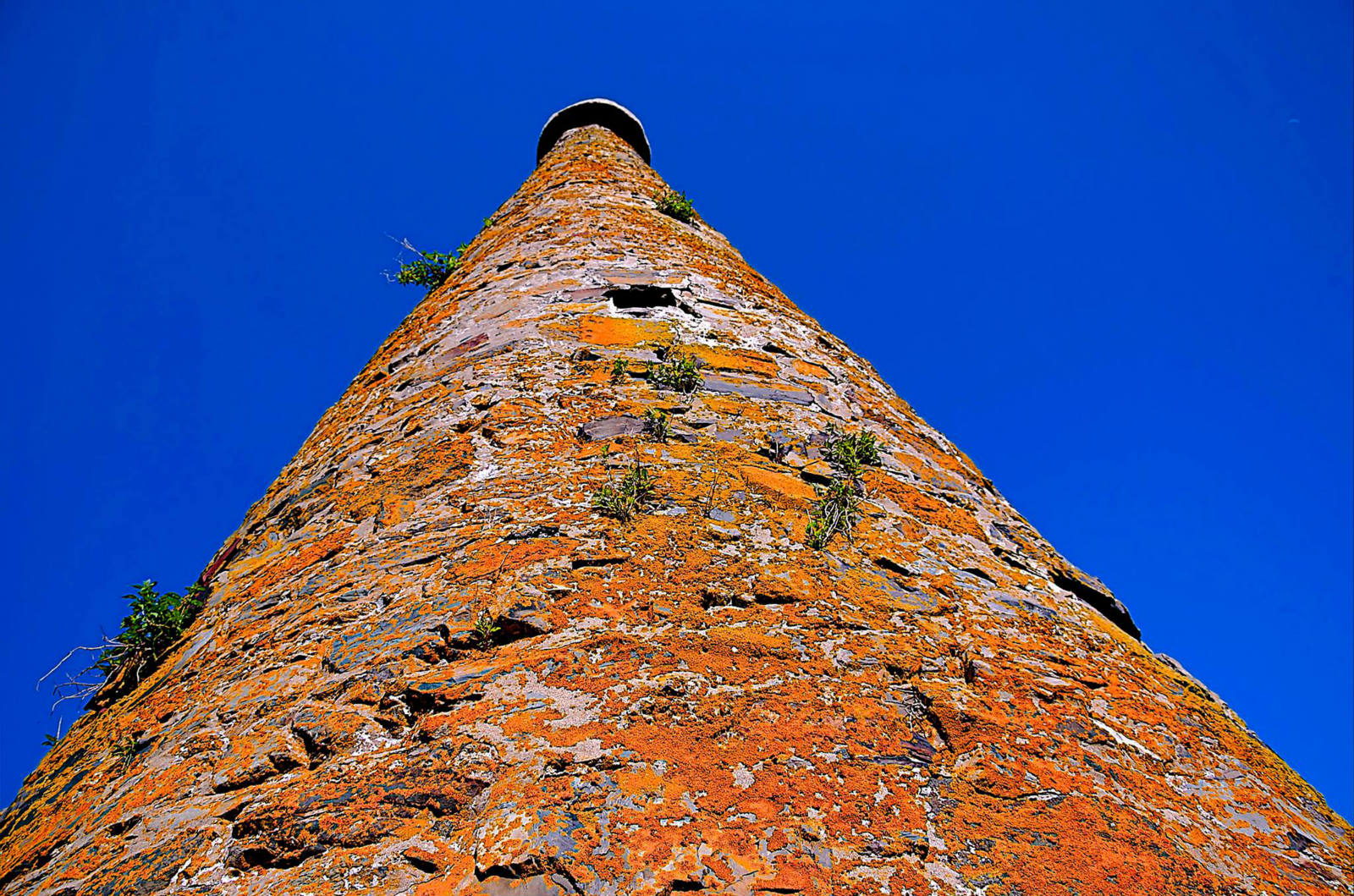 Solve Katadhin Iron Works jigsaw puzzle online with 294 pieces