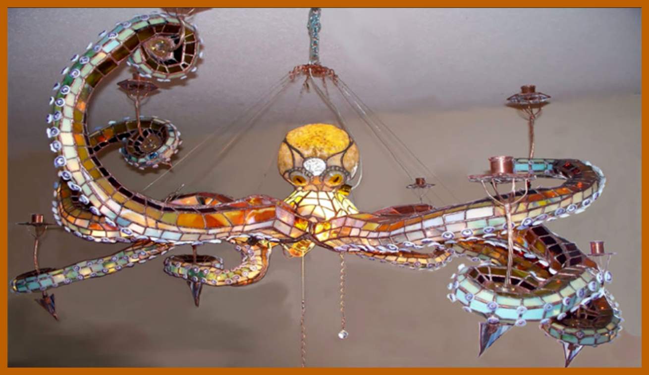 Solve Talk about weird!!! jigsaw puzzle online with 45 pieces