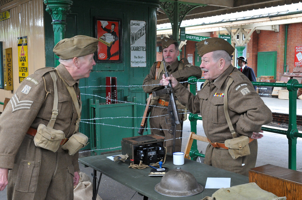 Solve Dad's Army jigsaw puzzle online with 126 pieces