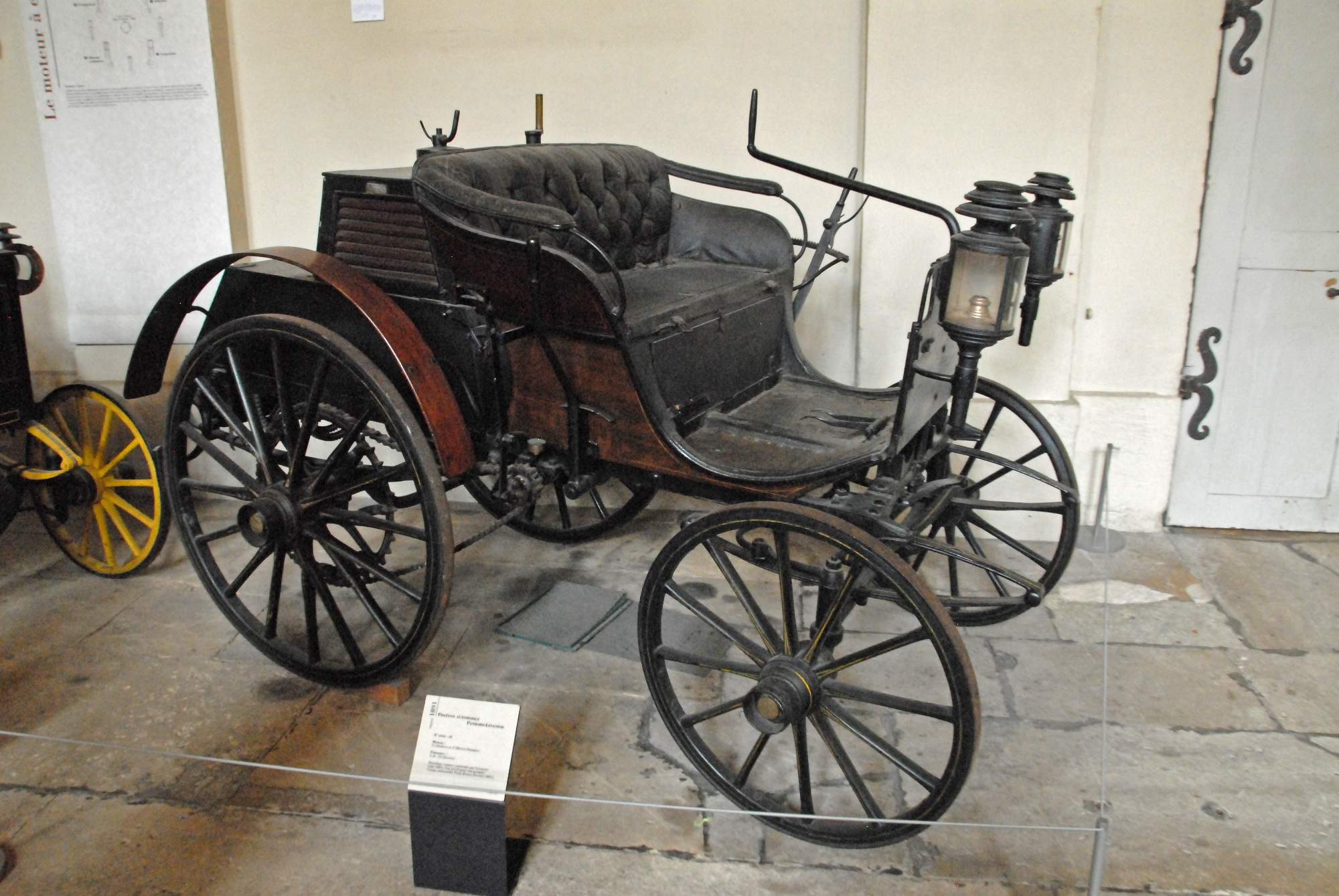 Solve 1891 Panhard-Levassor Phaéton jigsaw puzzle online with 247 pieces