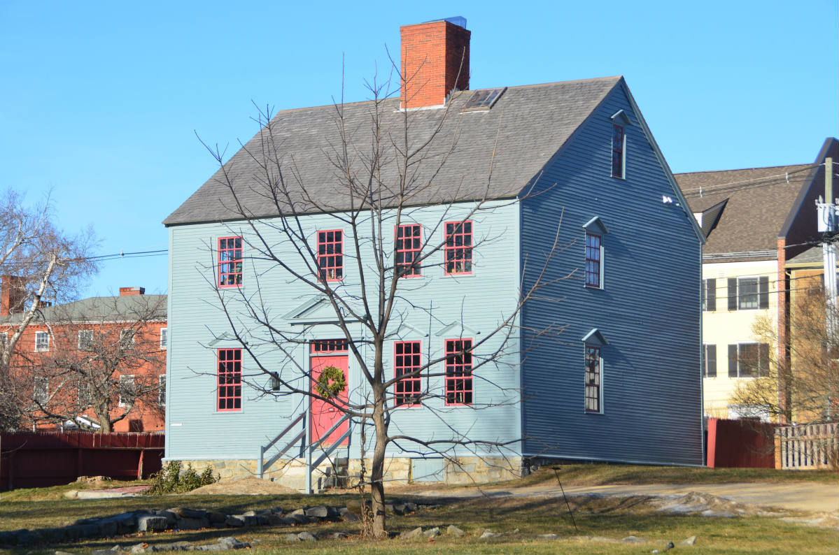 Solve Wheelwright House at Strawbery Banke. jigsaw puzzle online with ...