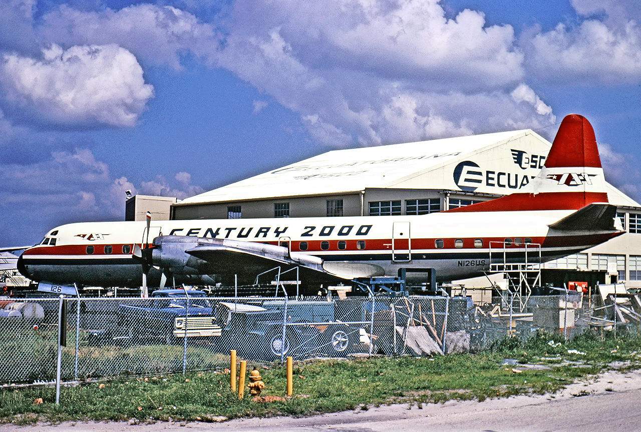 Solve Lockheed L-188 Electra jigsaw puzzle online with 150 pieces