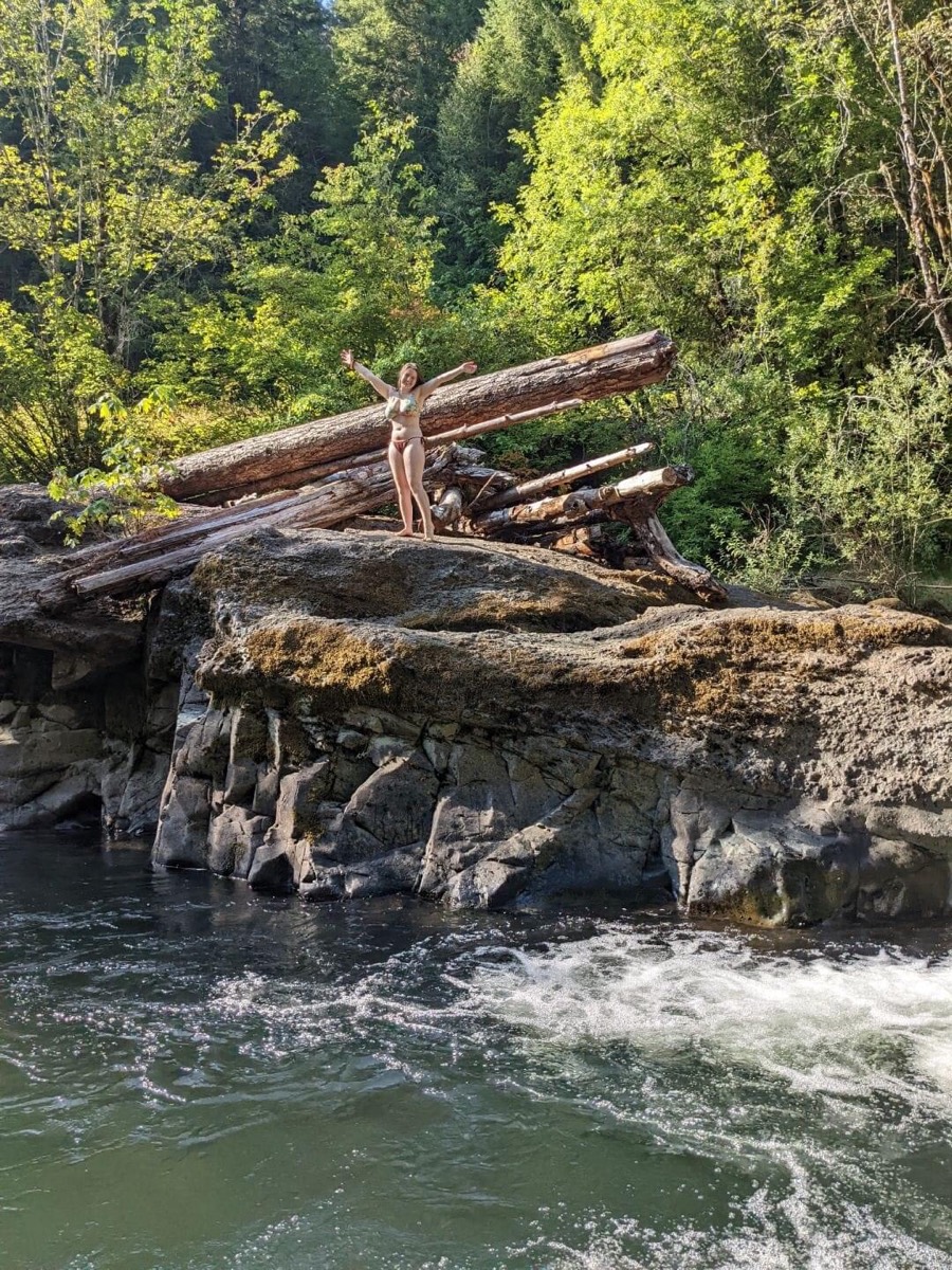 Solve Oregon jigsaw puzzle online with 192 pieces