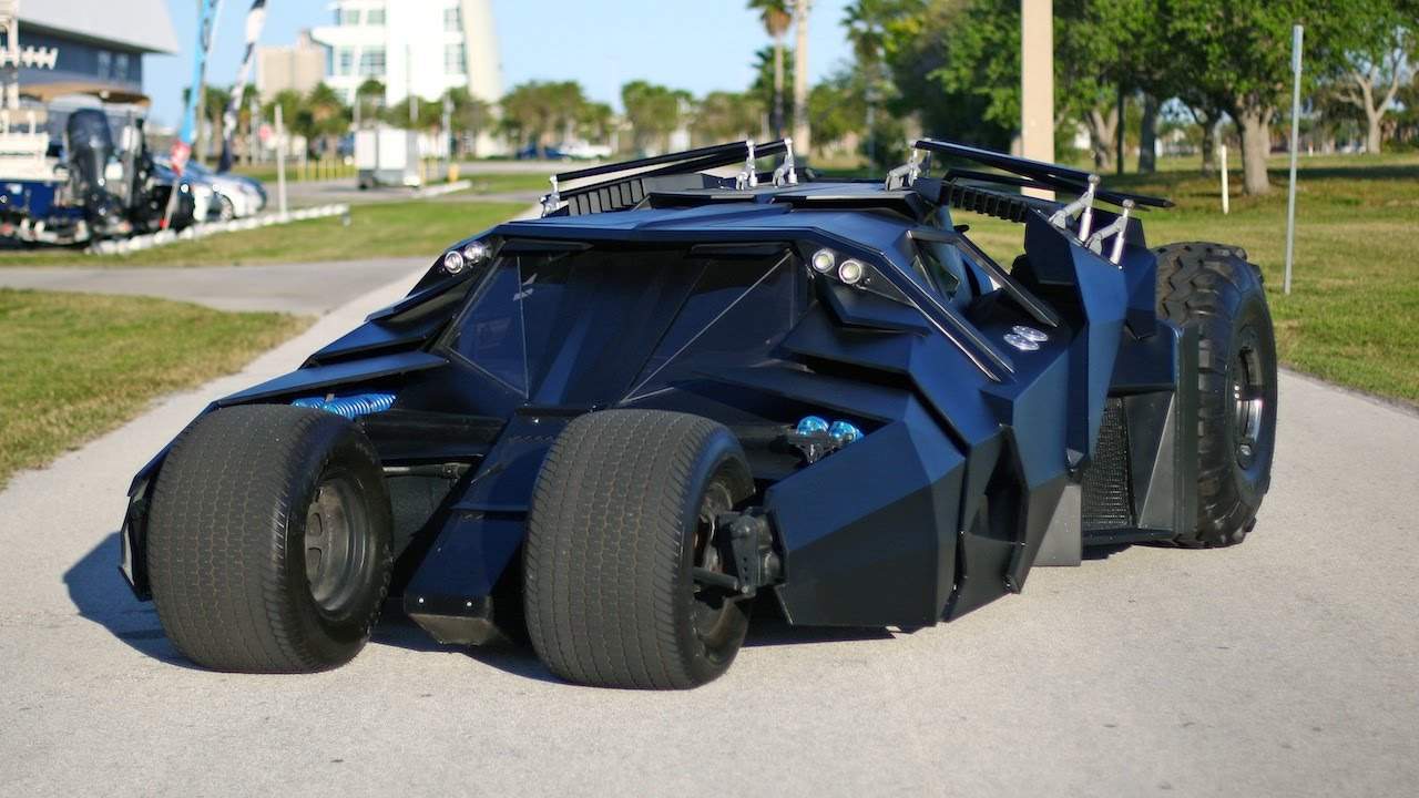 Solve Barcroft Cars Custom Car Replica jigsaw puzzle online with 84 pieces
