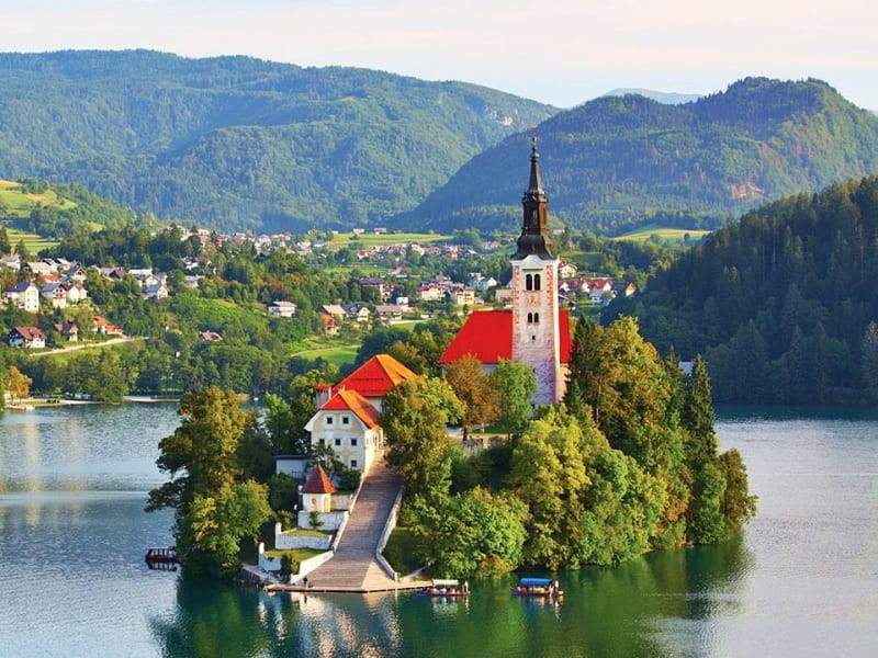 Jigsaw Puzzle | Theme: Bled Island, Slovenia (see Lake Bled and Castle ...