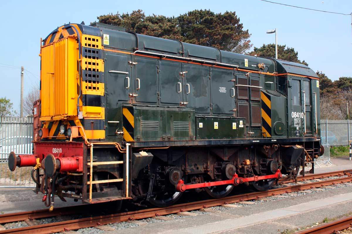 Solve BR Class 08 0-6-0 08410. jigsaw puzzle online with 117 pieces