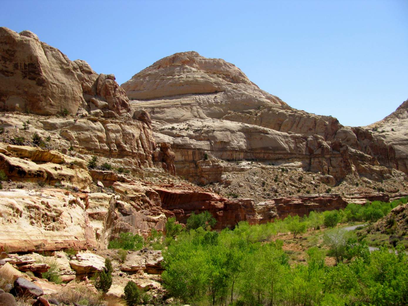 Solve Capitol Reef National Park--The Canyon Of The Fremont River ...