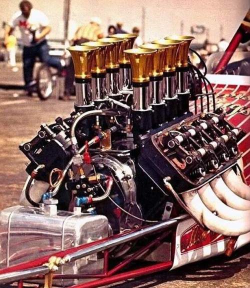 Solve Donovan 417 Hemi Engine Detail jigsaw puzzle online with 42 pieces