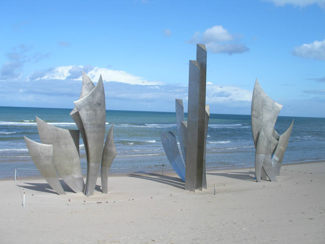 Solve D-Day memorial Omaha Beach, Normandy (France) jigsaw puzzle ...