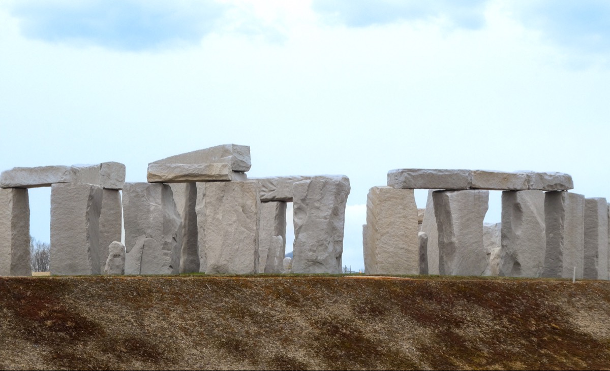 Solve Stonehenge in a Hokkaido Cemetery jigsaw puzzle online with 84 pieces