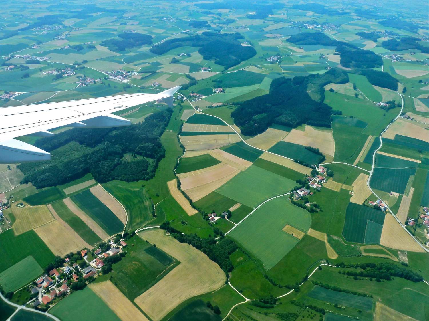 Solve Airbus A380 above Bavaria jigsaw puzzle online with 99 pieces