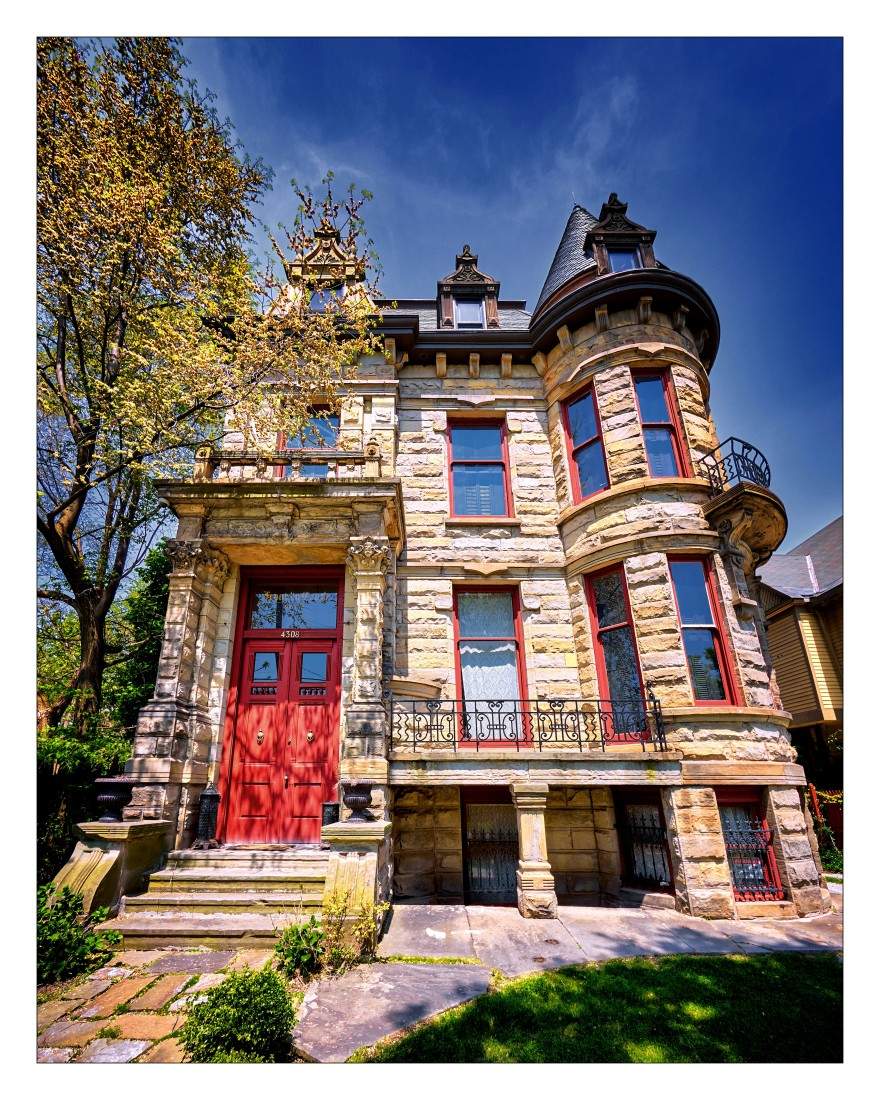 Solve Franklin Castle - Cleveland, Ohio jigsaw puzzle online with 208 ...