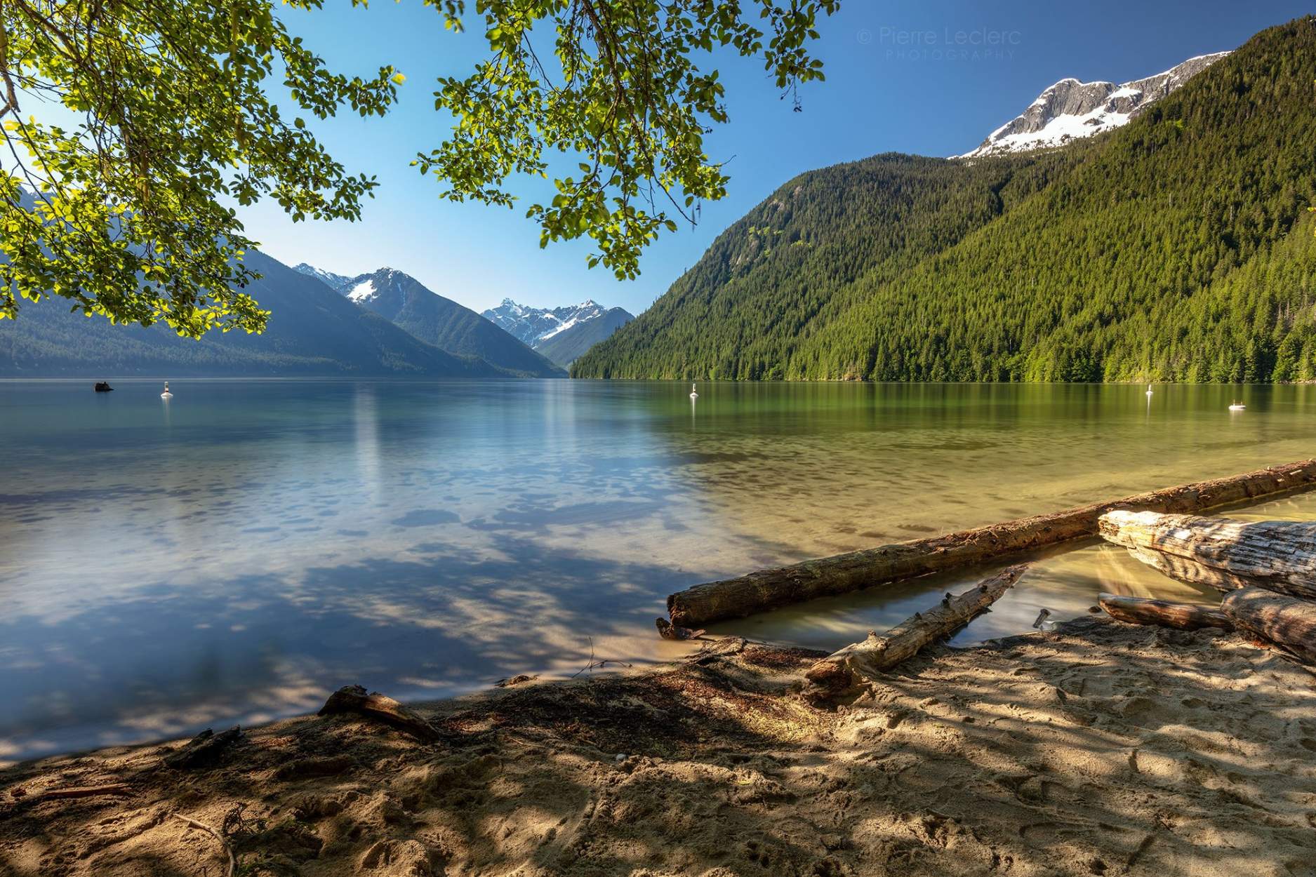 Solve little Beach at Chilliwack Lake jigsaw puzzle online with 150 pieces