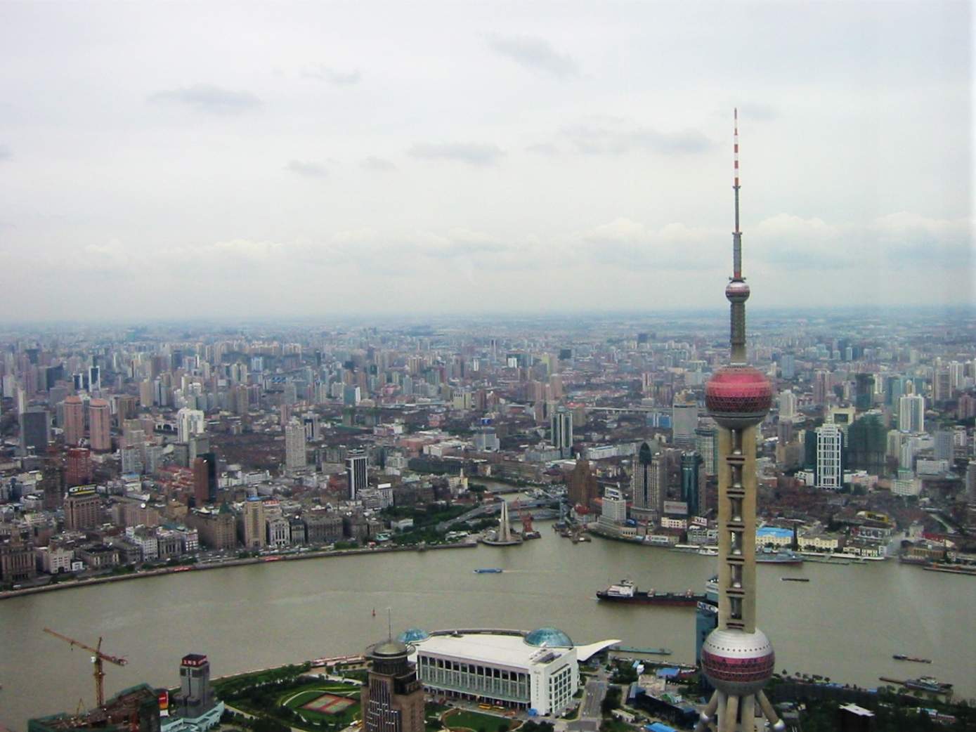 Solve Shanghai jigsaw puzzle online with 35 pieces