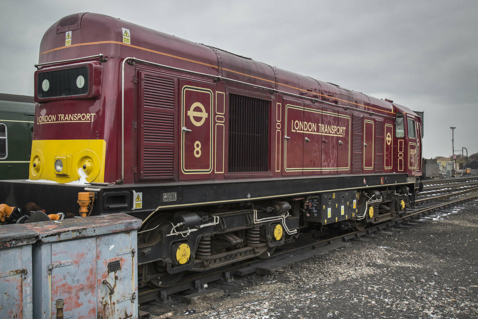 Solve 20227 at Weybourne jigsaw puzzle online with 330 pieces