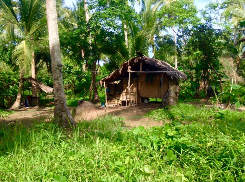 Solve Bahay Kubo 2 jigsaw puzzle online with 108 pieces