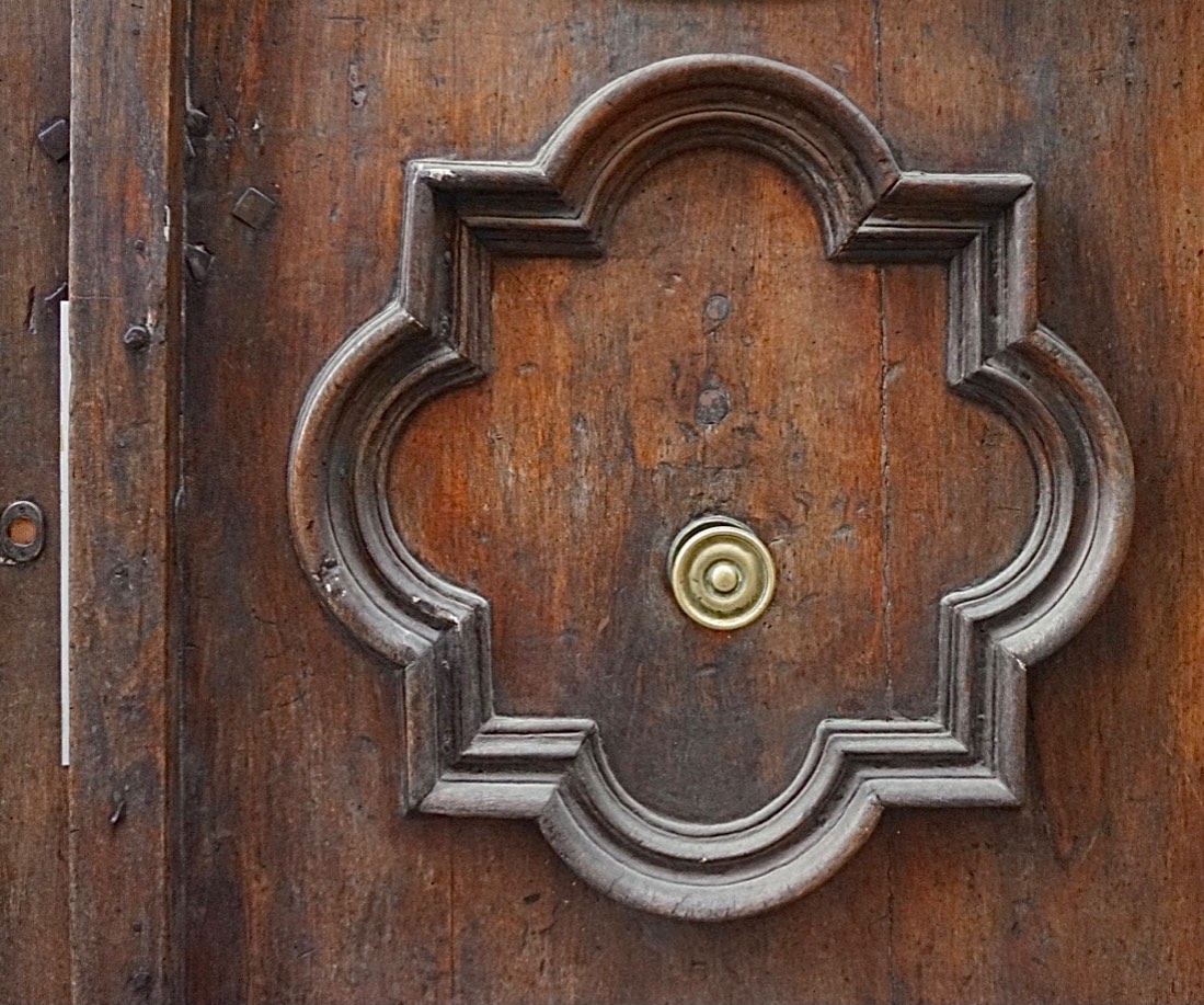 Solve A bit off center, but does it really matter😉 jigsaw puzzle online ...