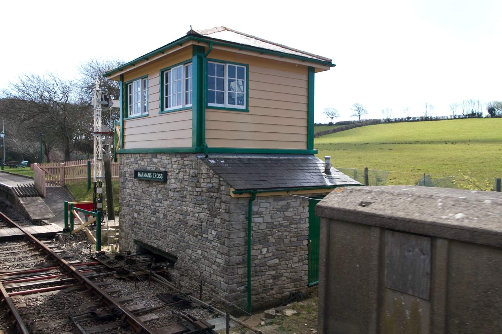 Solve swanage railway 19-04-2016 harmans cross signal box from train 04 ...