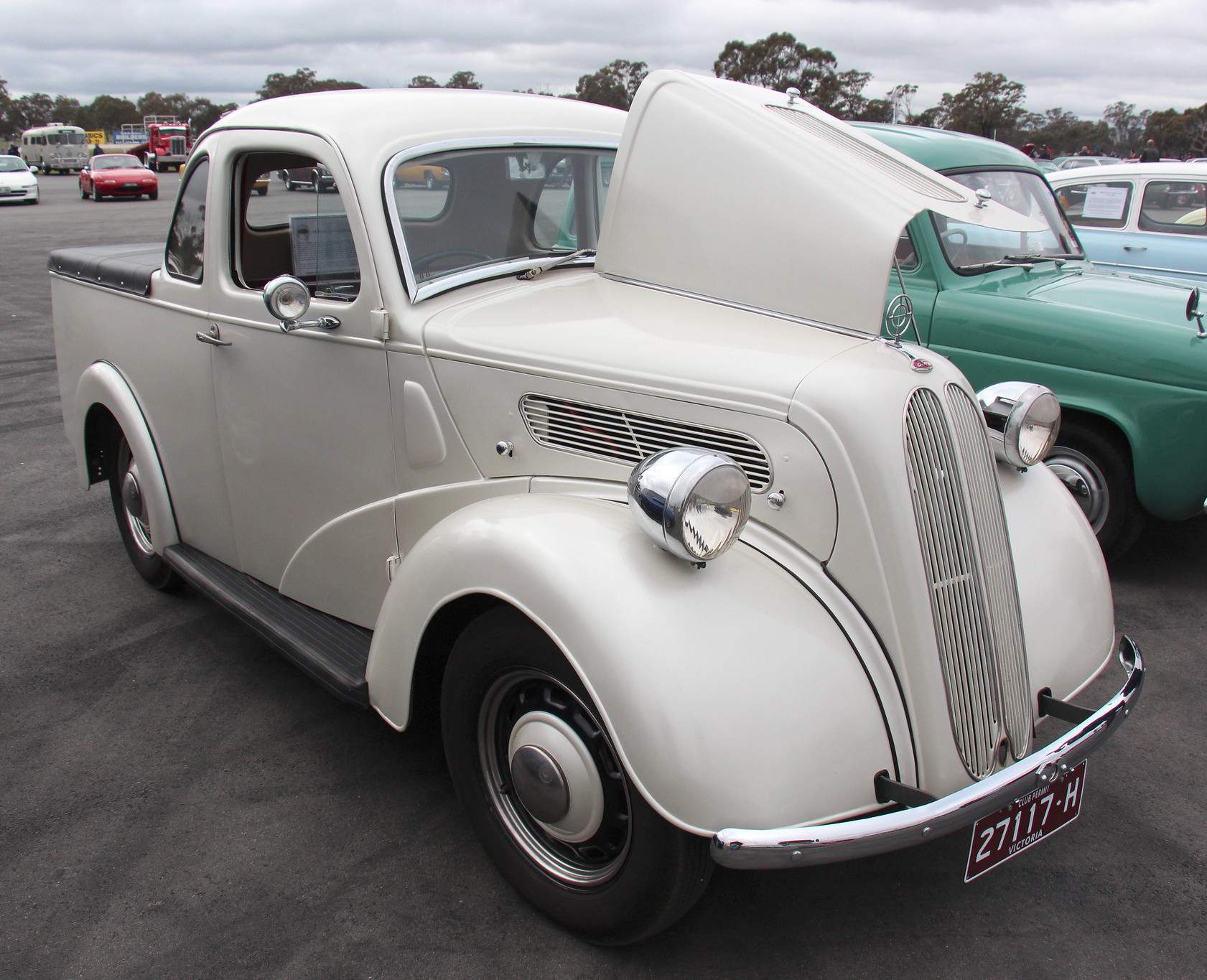 Solve Ford "Anglia" - A494A Utility - 1949 jigsaw puzzle online with ...
