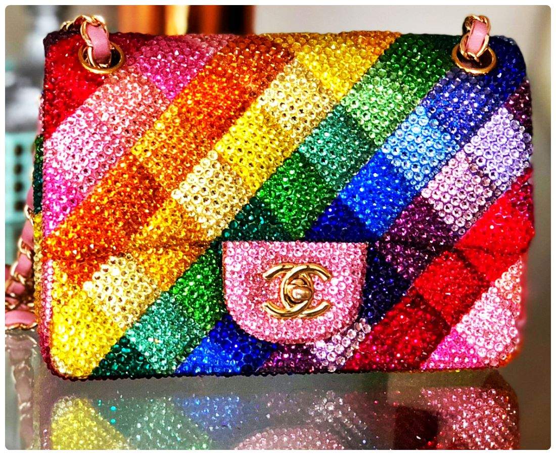 Solve Beaded Designer Handbag in Rainbow Colours jigsaw puzzle online ...