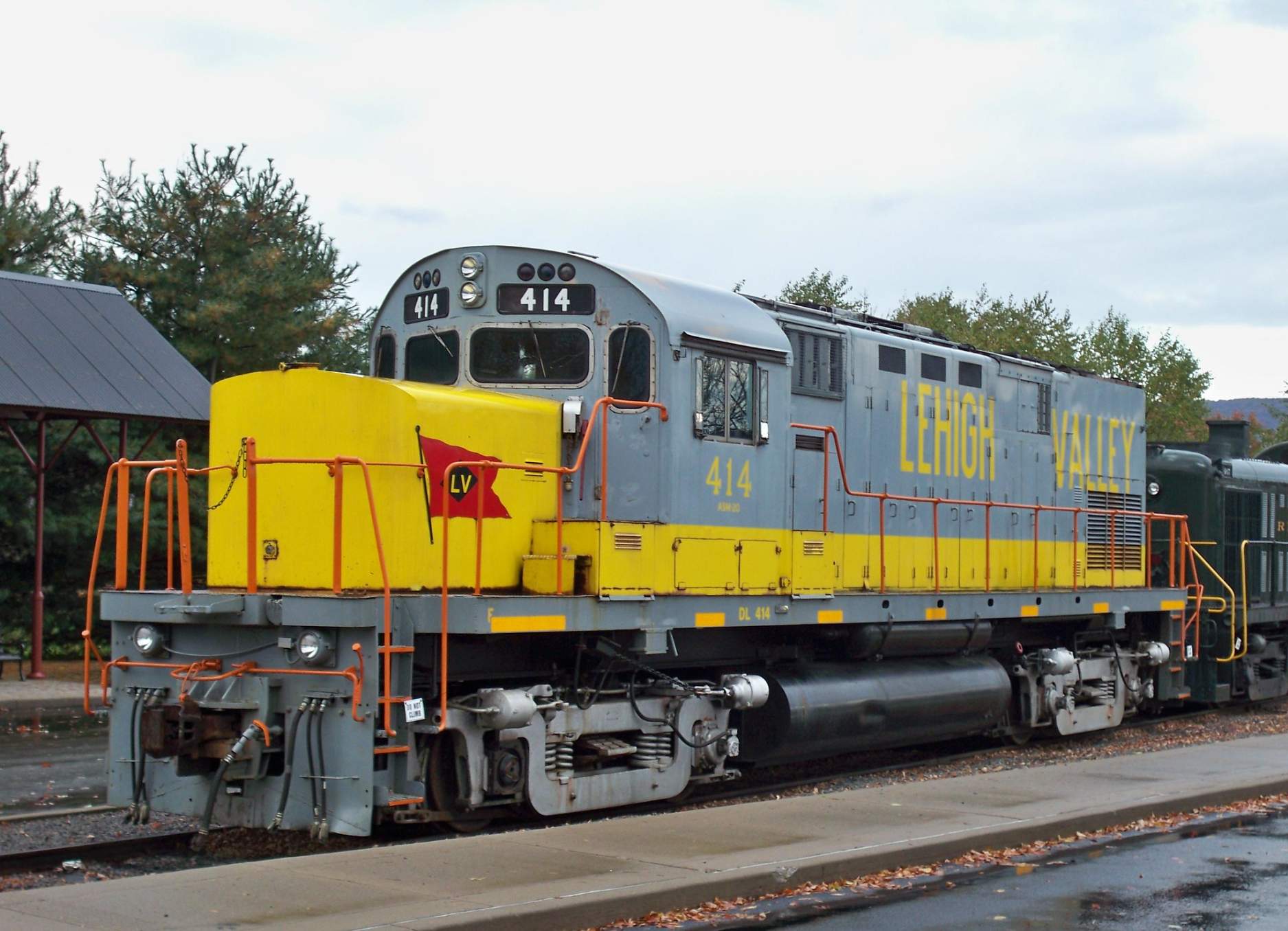 Solve lv#414 jigsaw puzzle online with 165 pieces