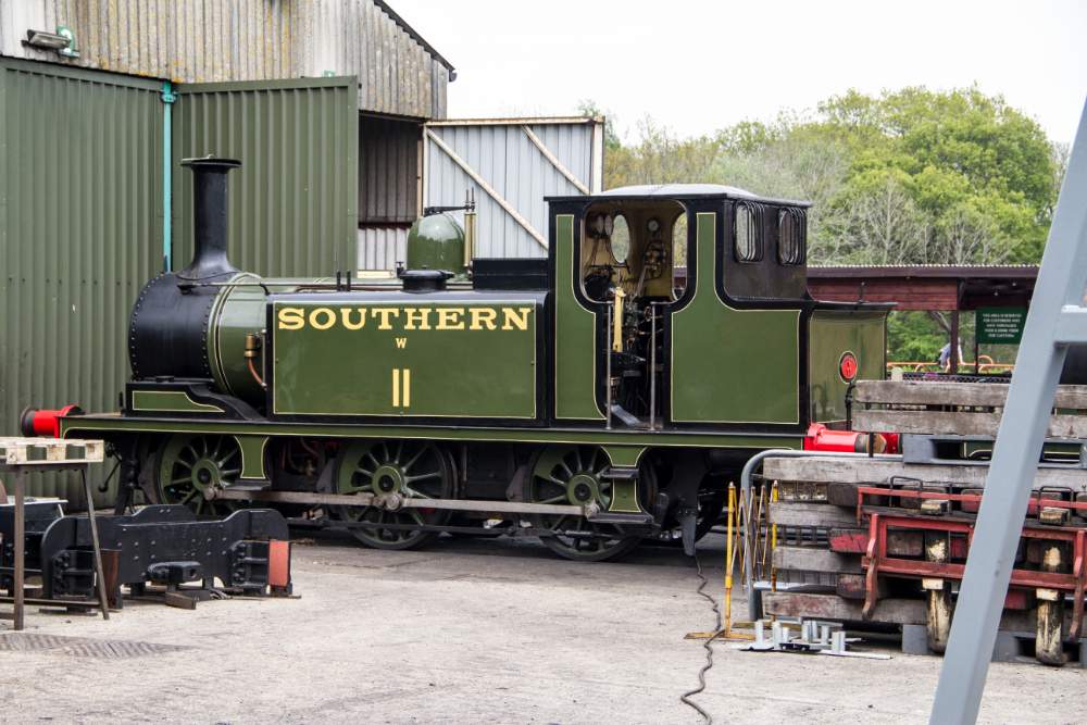 Solve isle of wight steam railway 05-05-2014 'A1X (TERRIER) CLASS 0-6 ...