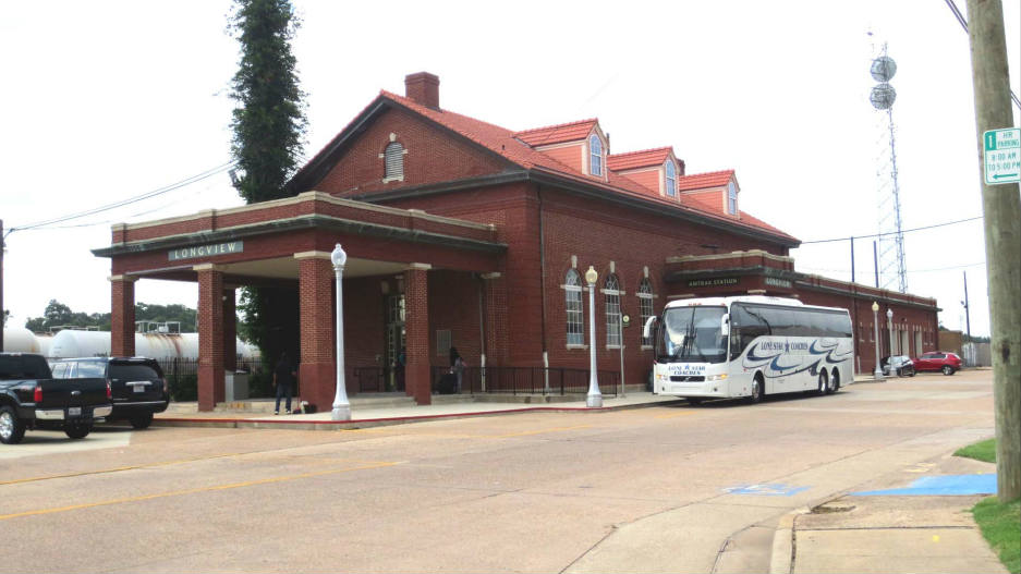 Solve newly remodeled amtrak station longview tx (0255) jigsaw puzzle ...