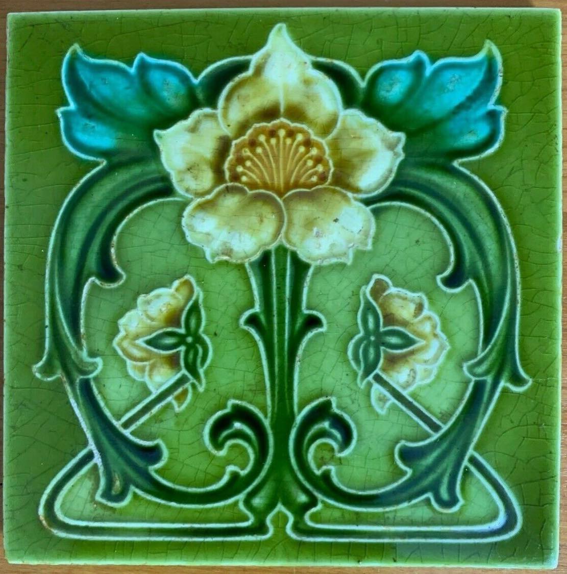 Solve Ceramic jigsaw puzzle online with 81 pieces