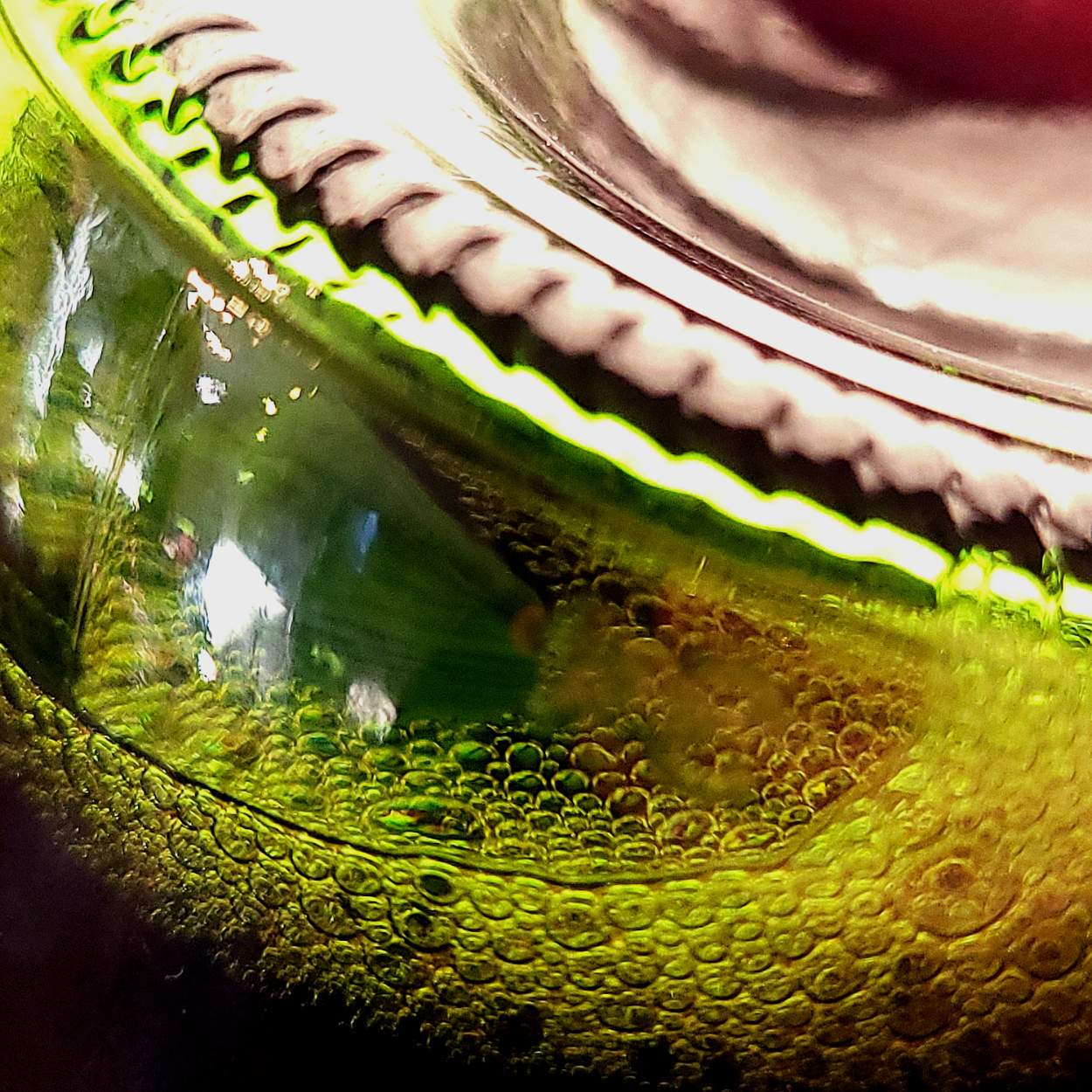 Jigsaw Puzzle | Abstract Beer Bottle ECU | 100 pieces | Jigidi