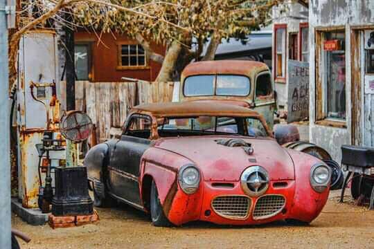 Solve STUDE jigsaw puzzle online with 54 pieces