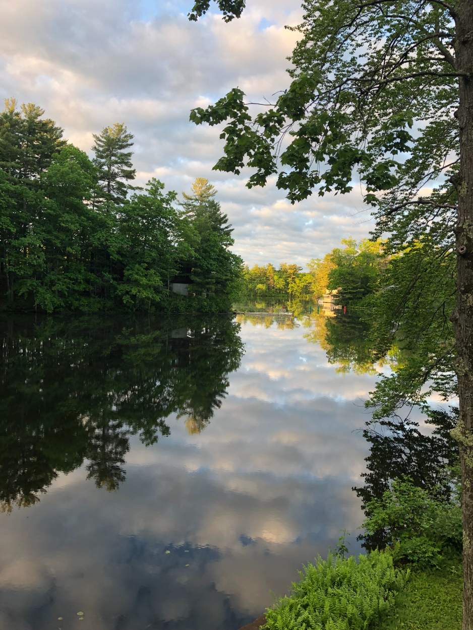Solve Morning clouds jigsaw puzzle online with 70 pieces