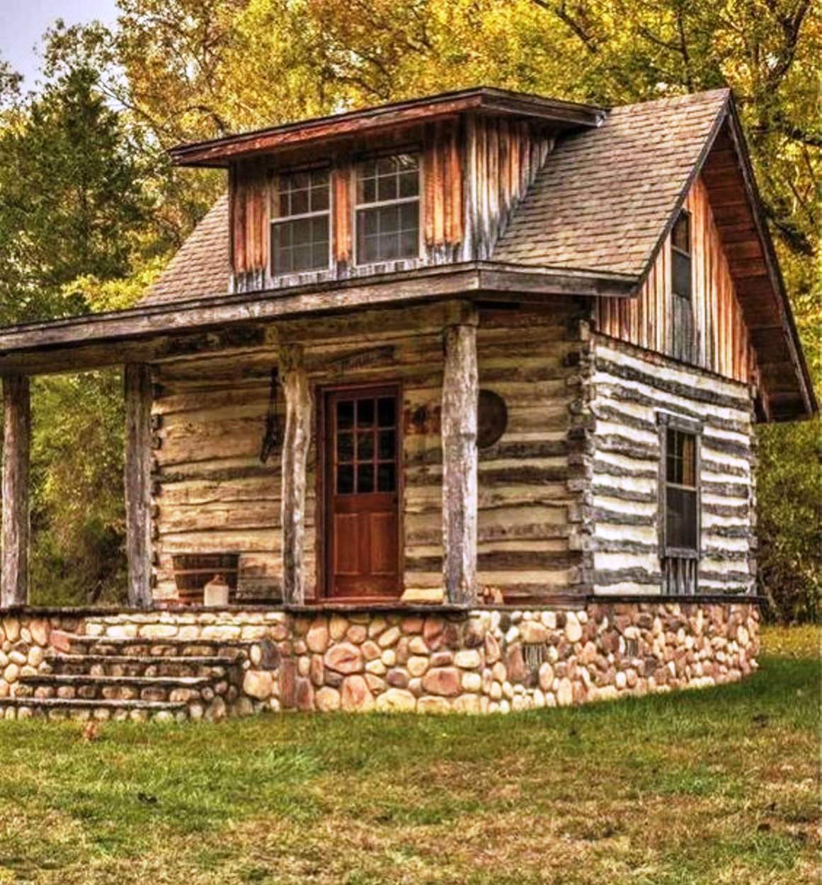 Solve Log Cabin jigsaw puzzle online with 90 pieces
