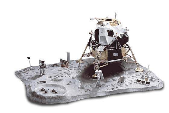 Solve Apollo 11 Kit Model jigsaw puzzle online with 54 pieces