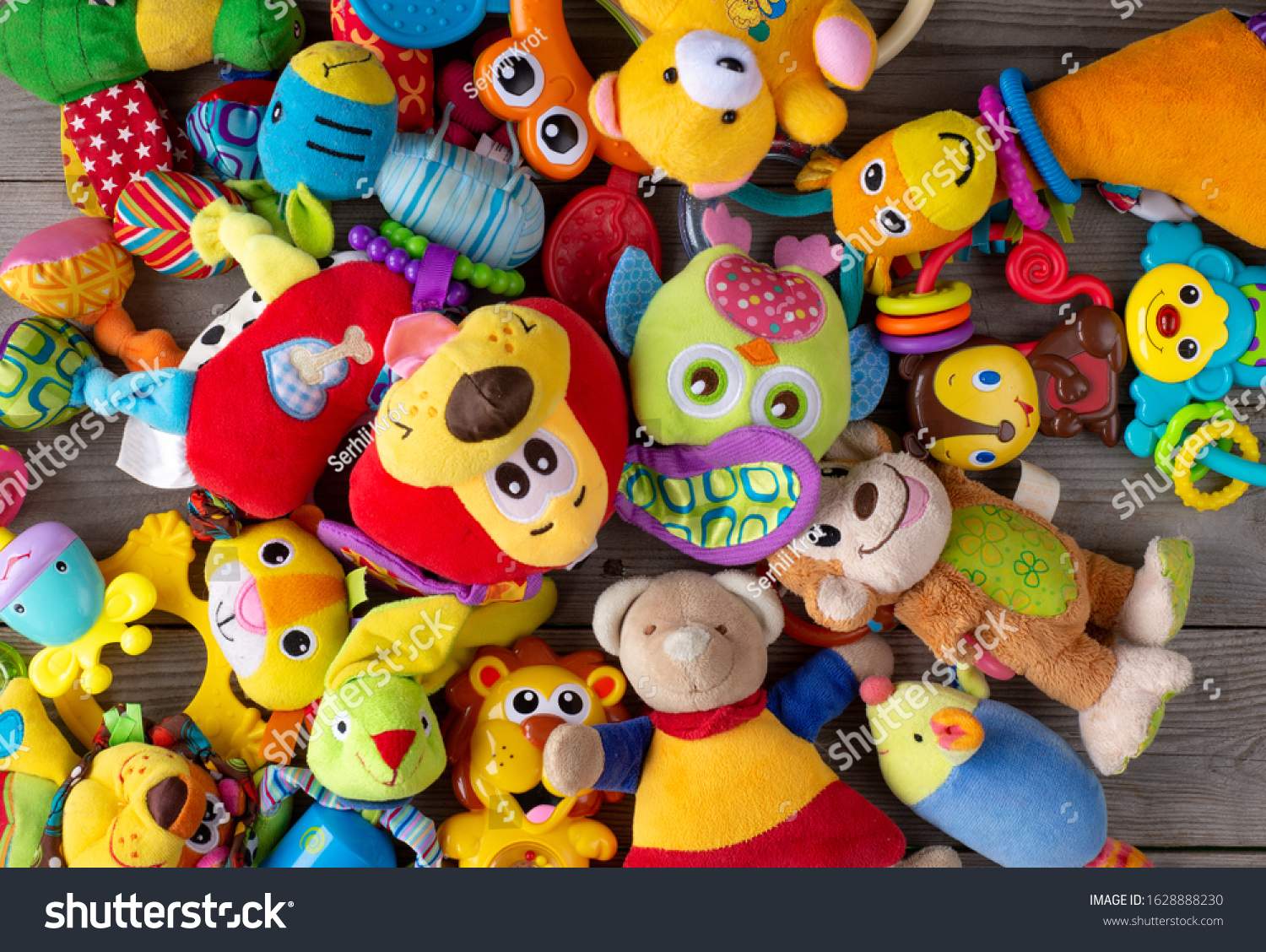 Solve Mish mash of plush toys jigsaw puzzle online with 192 pieces