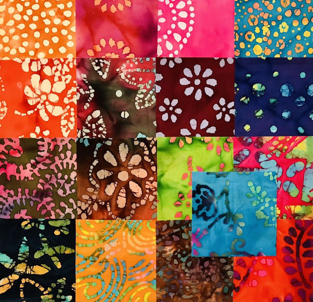 Solve Batik fabric jigsaw puzzle online with 100 pieces