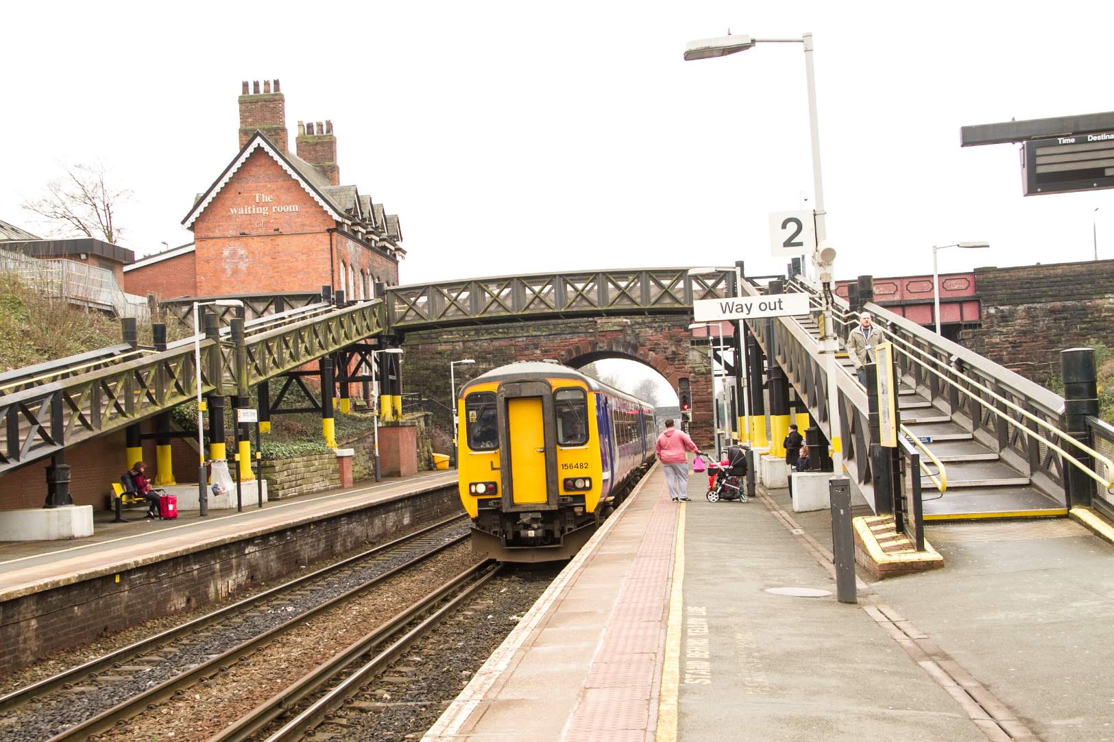 Solve merseyrail northern line 14-04-2016 156482 at hunts cross station ...