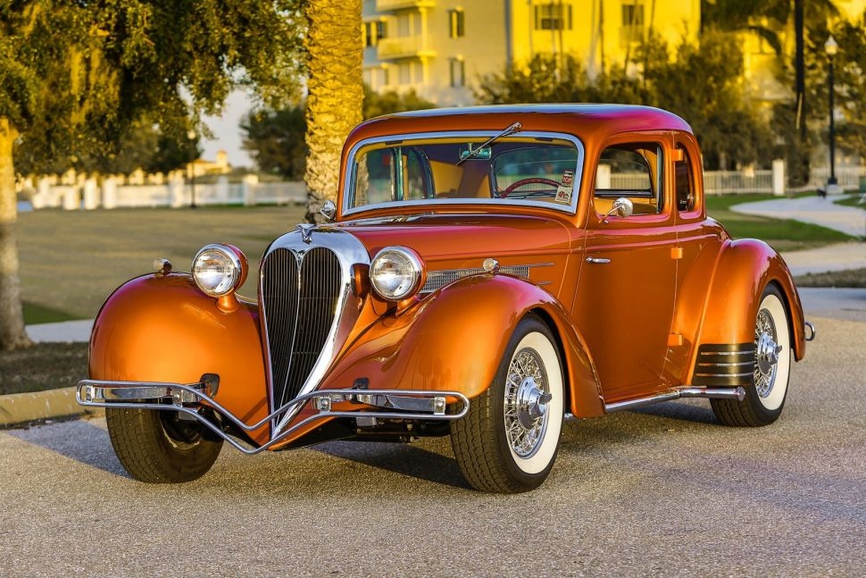 Solve 1933 Ford 5 window Coupe Custom with Brewster radiator jigsaw ...