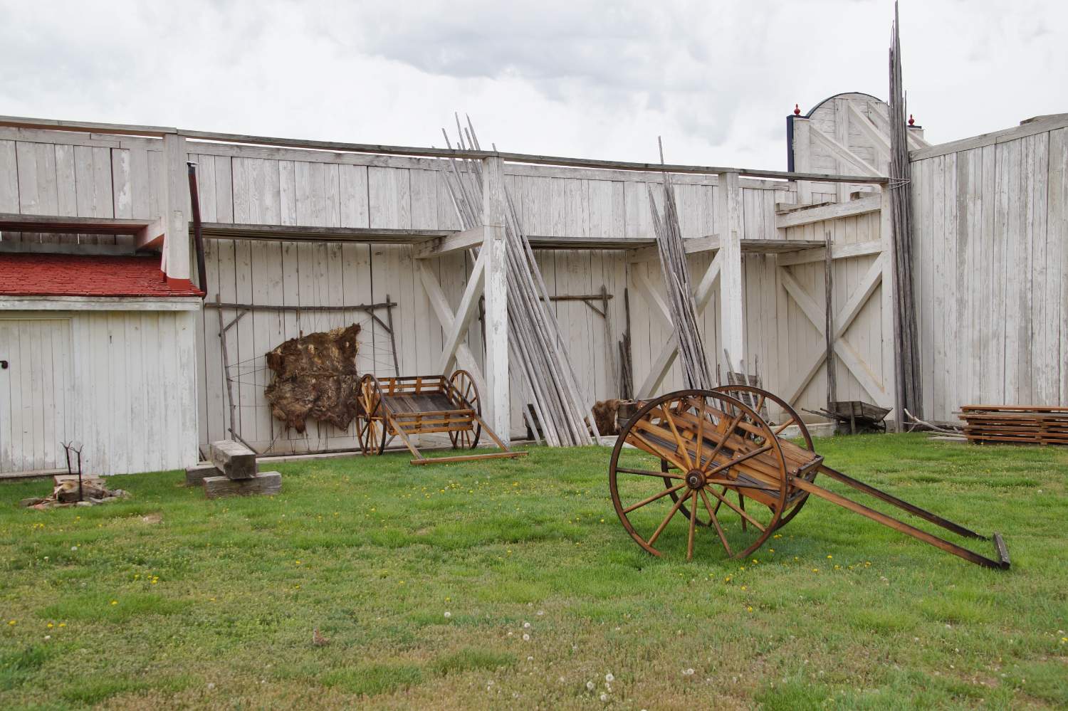 Solve Westward expansion jigsaw puzzle online with 77 pieces