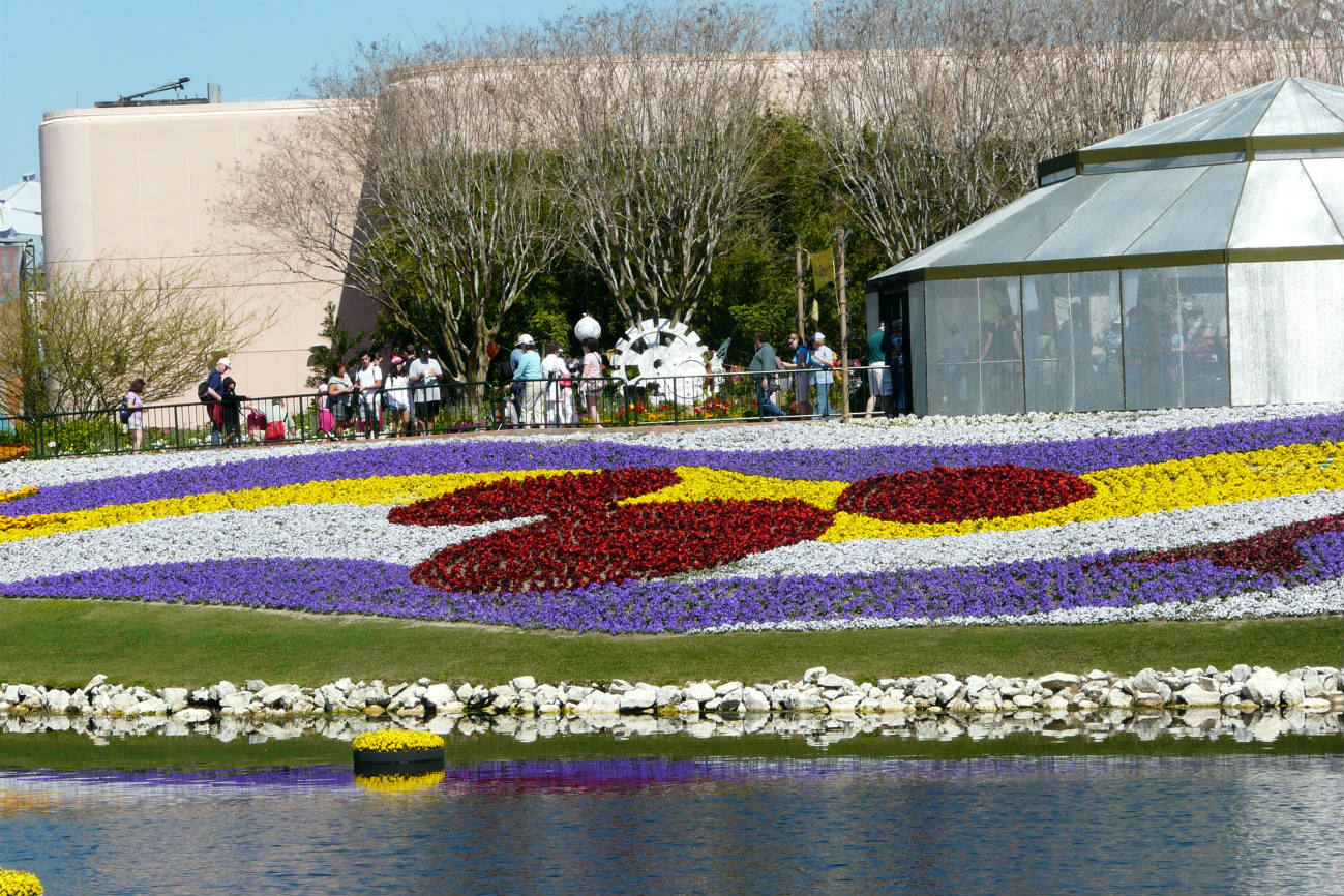 Solve Flower Power Festival at Epcot jigsaw puzzle online with 117 pieces