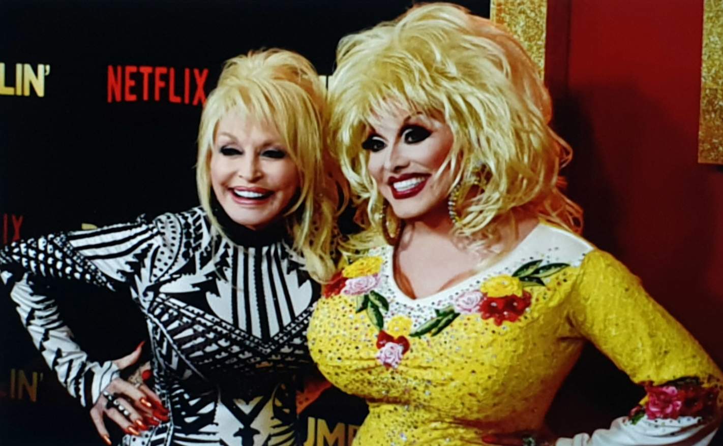 Solve DOLLY PARTON LOOK-ALIKE CONTEST jigsaw puzzle online with 28 pieces